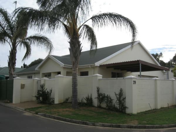 715 Boland (Winelands) Property and Houses For Sale - Pam Golding ...
