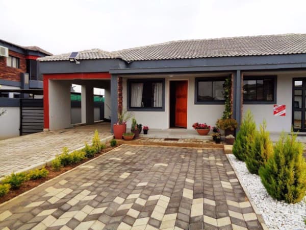 95 Botswana Property and Houses For Sale - Pam Golding Properties