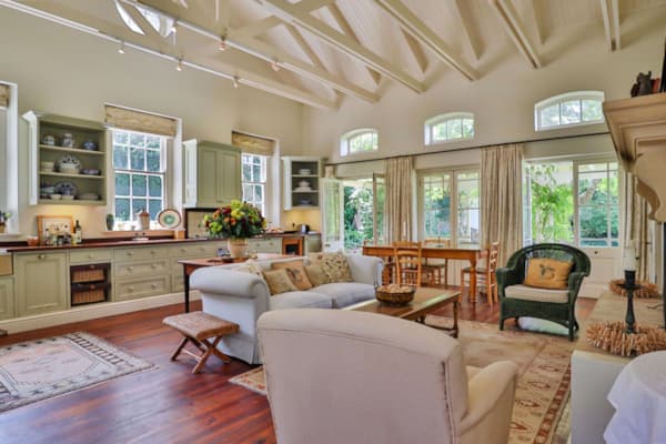 5 Wynberg Upper Property and Houses For Sale - Pam Golding Properties