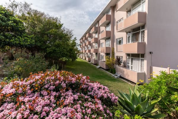 8 Wynberg Upper Property and Houses For Sale - Pam Golding Properties