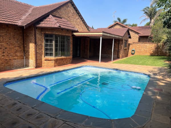 Nasreen Kara | Boksburg | Pam Golding Properties