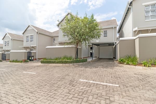 314 Fourways Area Property and Houses For Sale - Pam Golding Properties