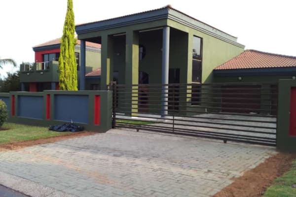 Ben Fleur 3 Bedroom Houses For Sale - Pam Golding Properties