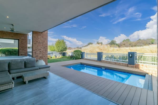 Ebotse Golf Estate 5 Bedroom Houses For Sale - Pam Golding Properties