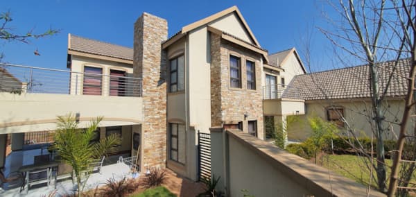 7 Brooklands Lifestyle Estate Property and Houses For Sale - Pam ...