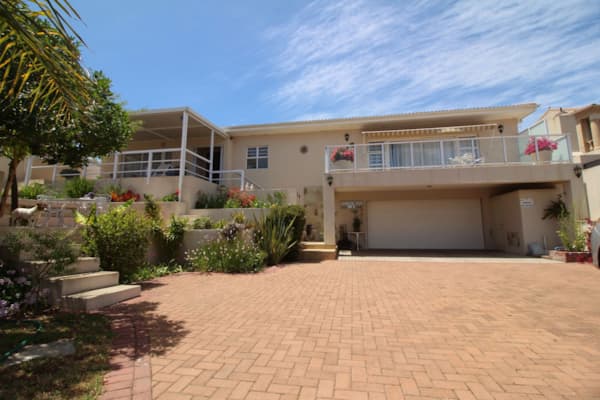 3 Bedroom House For Sale | Port Owen | LA1593104 | Pam Golding Properties