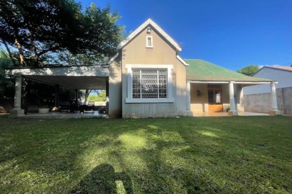 4 Bedroom House For Sale | Bulawayo (Zimbabwe) | 3ZB1646521 | Pam ...