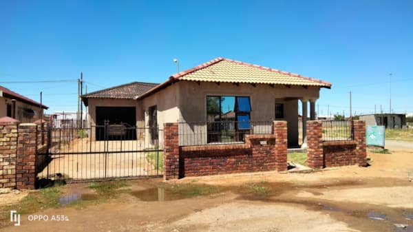 2 Thabong Property and Houses For Sale - Pam Golding Properties
