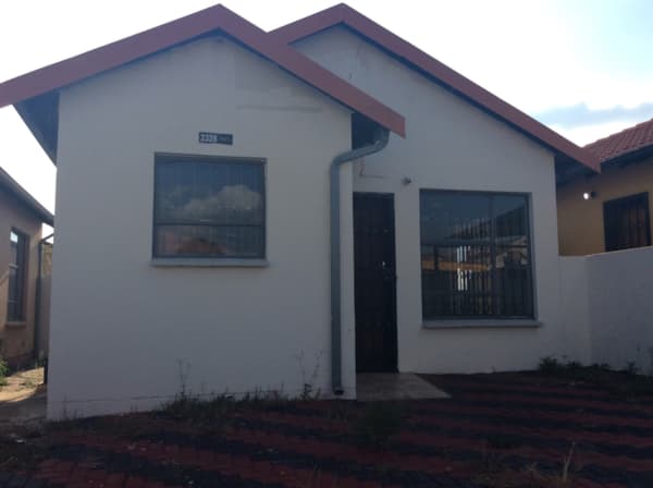 2 Bedroom House For Sale | Bank Assisted Sale by ABSA | Fleurhof ...