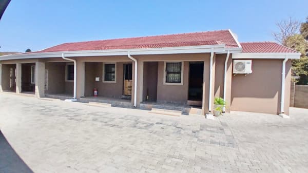 6 Bedroom House For Sale | Protea Park (Rustenburg) | 1RU1676928 | Pam ...
