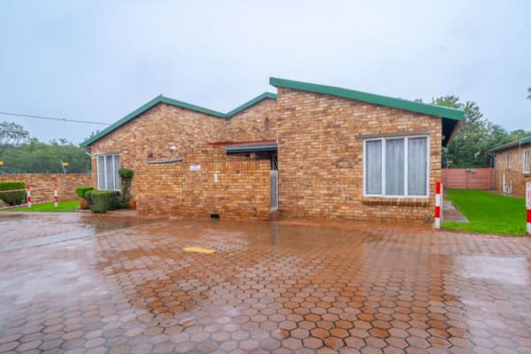 2 Bedroom House For Sale | Bank Assisted Sale by FNB | Grobler Park ...