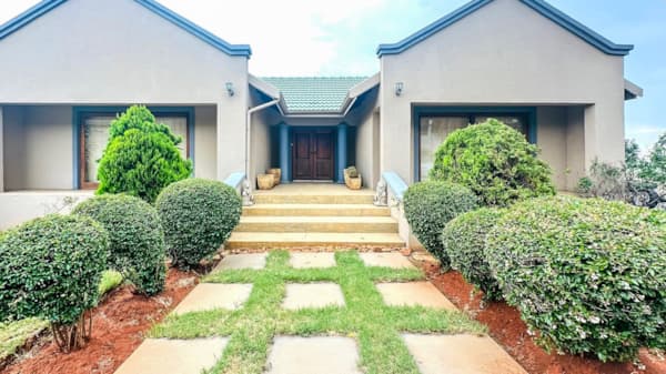 2 Bedroom House For Sale | Kosmos Ridge | 1HR1690292 | Pam Golding ...