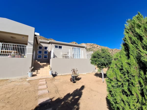 21 Springbok Apartments and Houses To Rent - Pam Golding Properties