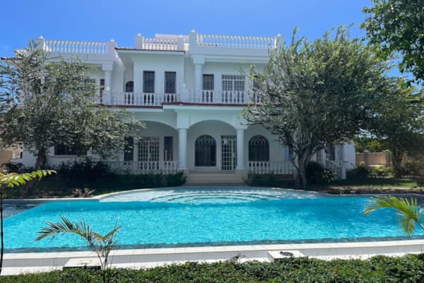 5 Bedroom Beachfront Villa To Rent | Galu (Kenya) | 3KE1698781 | Pam ...